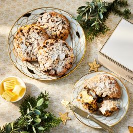 Christmas Advent Cakes | Buy Christmas Cakes Online | Bettys