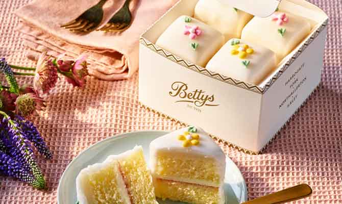 Yorkshire Shortbread Caddy | Yorkshire Gifts | Bettys