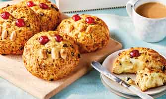 Yorkshire Shortbread Caddy | Yorkshire Gifts | Bettys